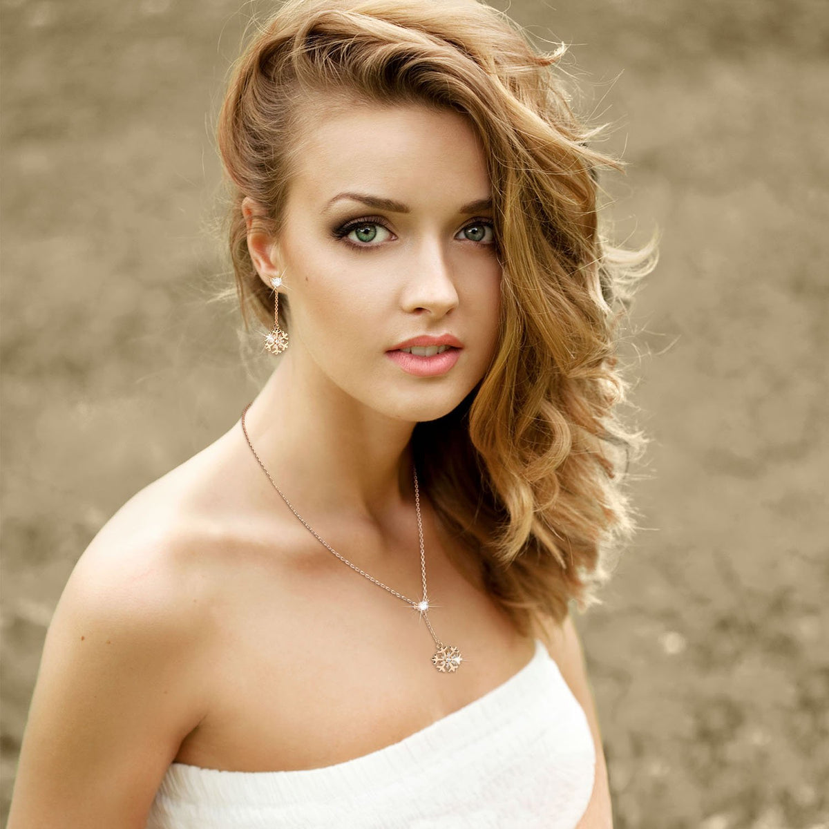 Snow Charm Necklace - 18K Rose Gold Plated - Crystal | Pica LeLa ...